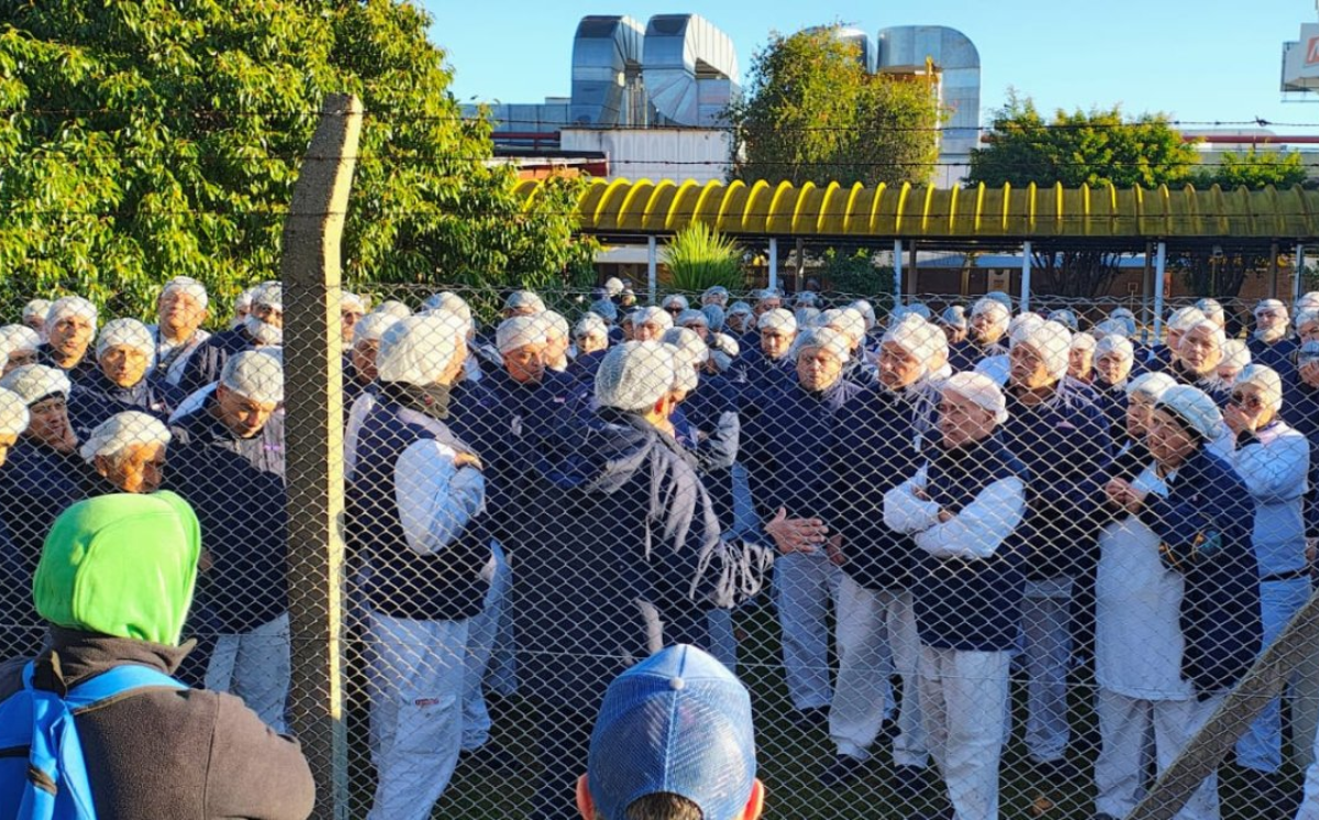 Suspensiones masivas en Georgalos: tres meses de recorte y tensión en ...